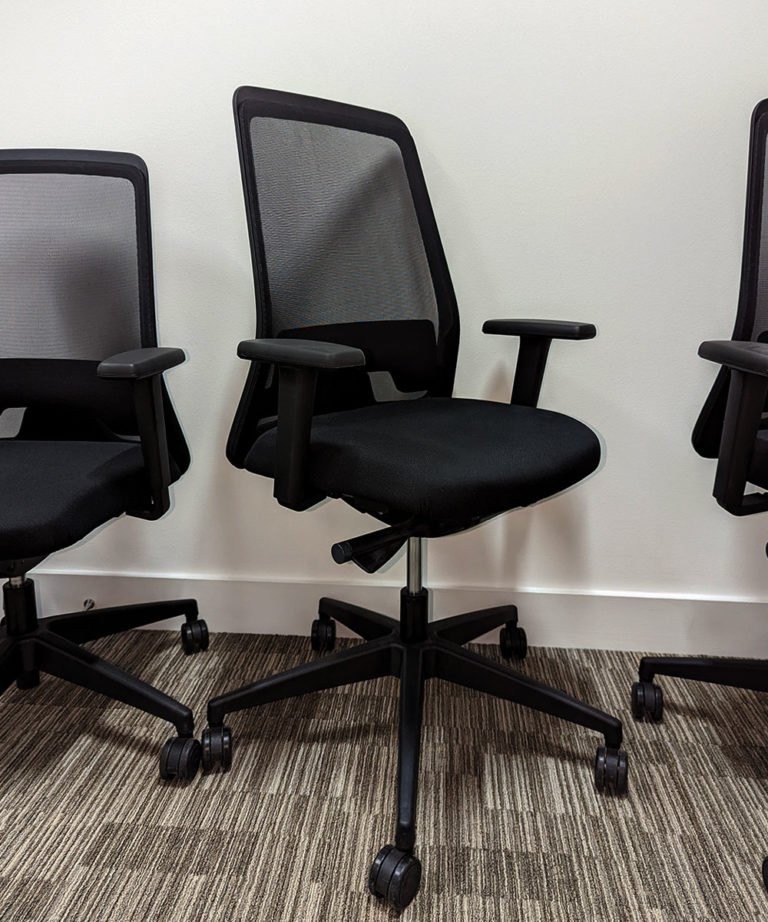Interstuhl Ergonomic Mesh Office Chair - Twice Nice Office Furniture
